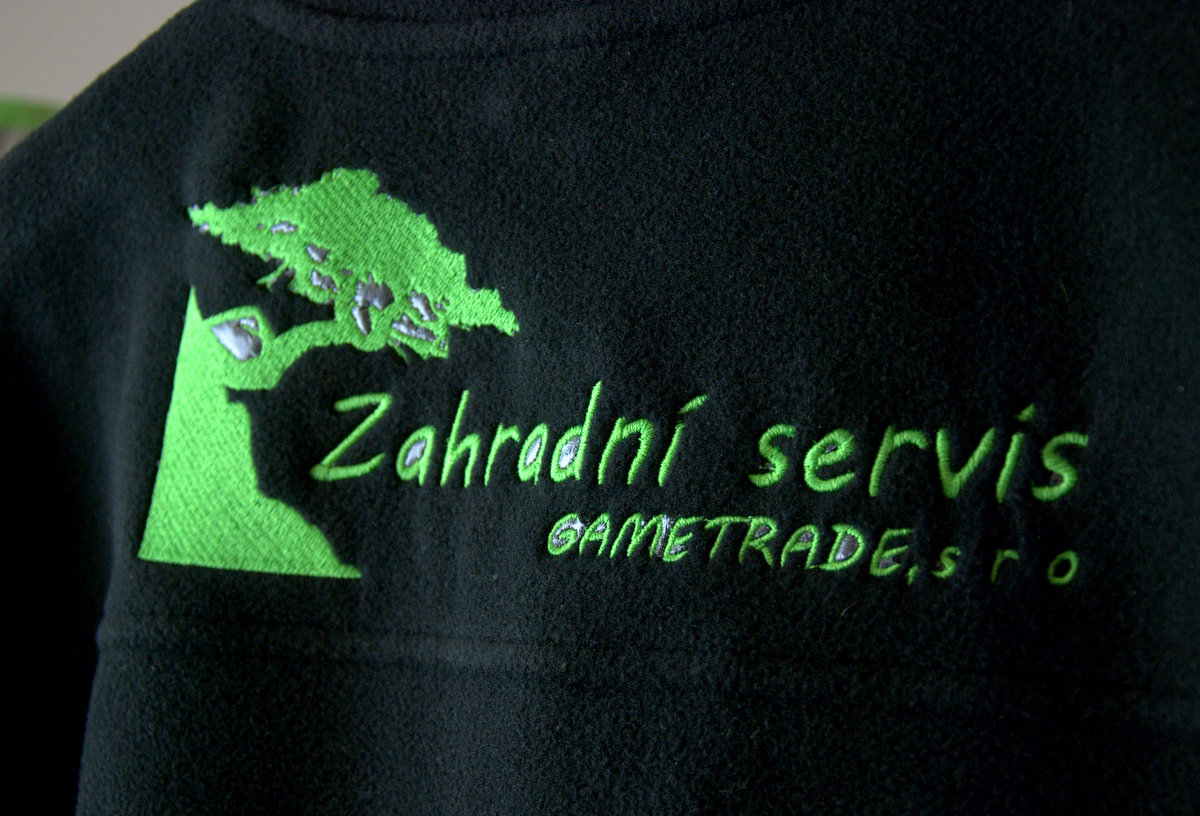 Mikina s vreckami Záhradný servis Čadca | LAJKA®
